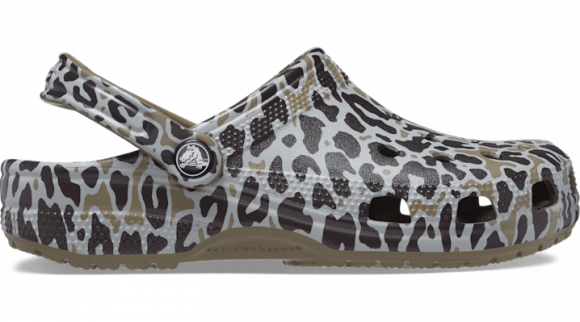 Crocs unisex Classic Animal Print Clogs Khaki / Leopard