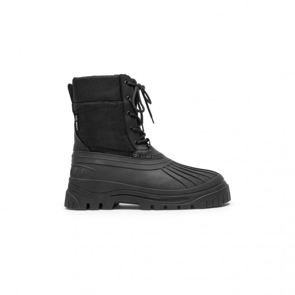 Cryo Combat Boot